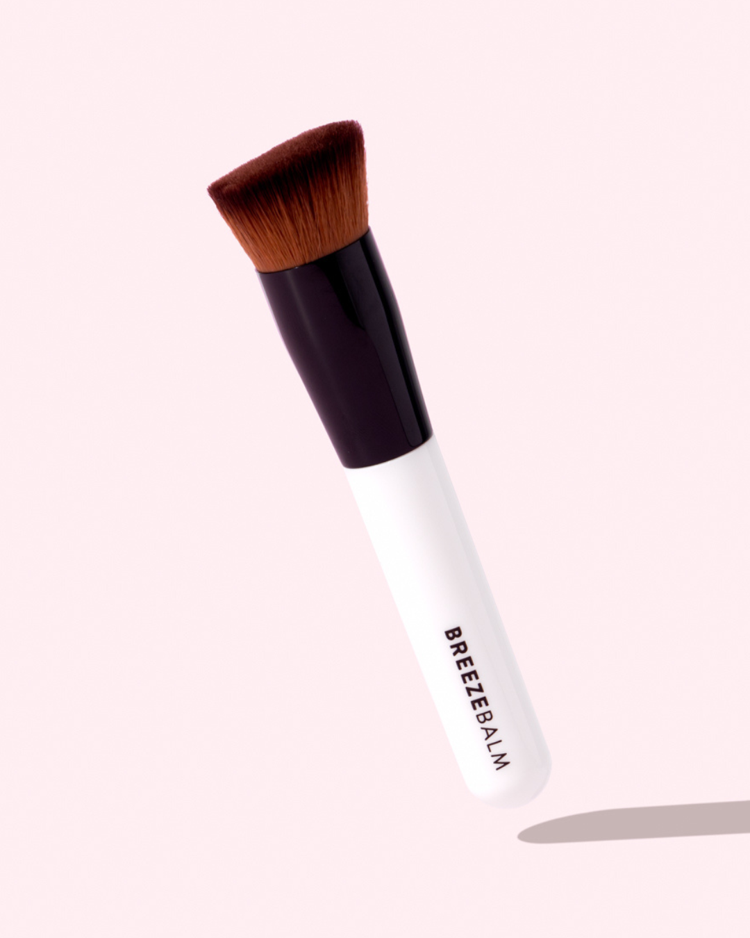 Pro Buffer Make Up Brush – Breeze Balm